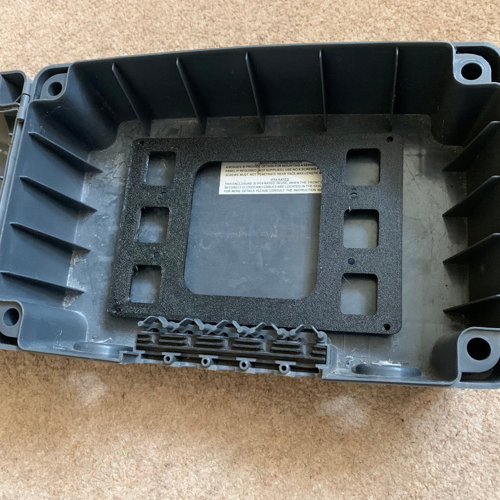 Masterplug Weatherproof Box PSU Mount – RGB Displays